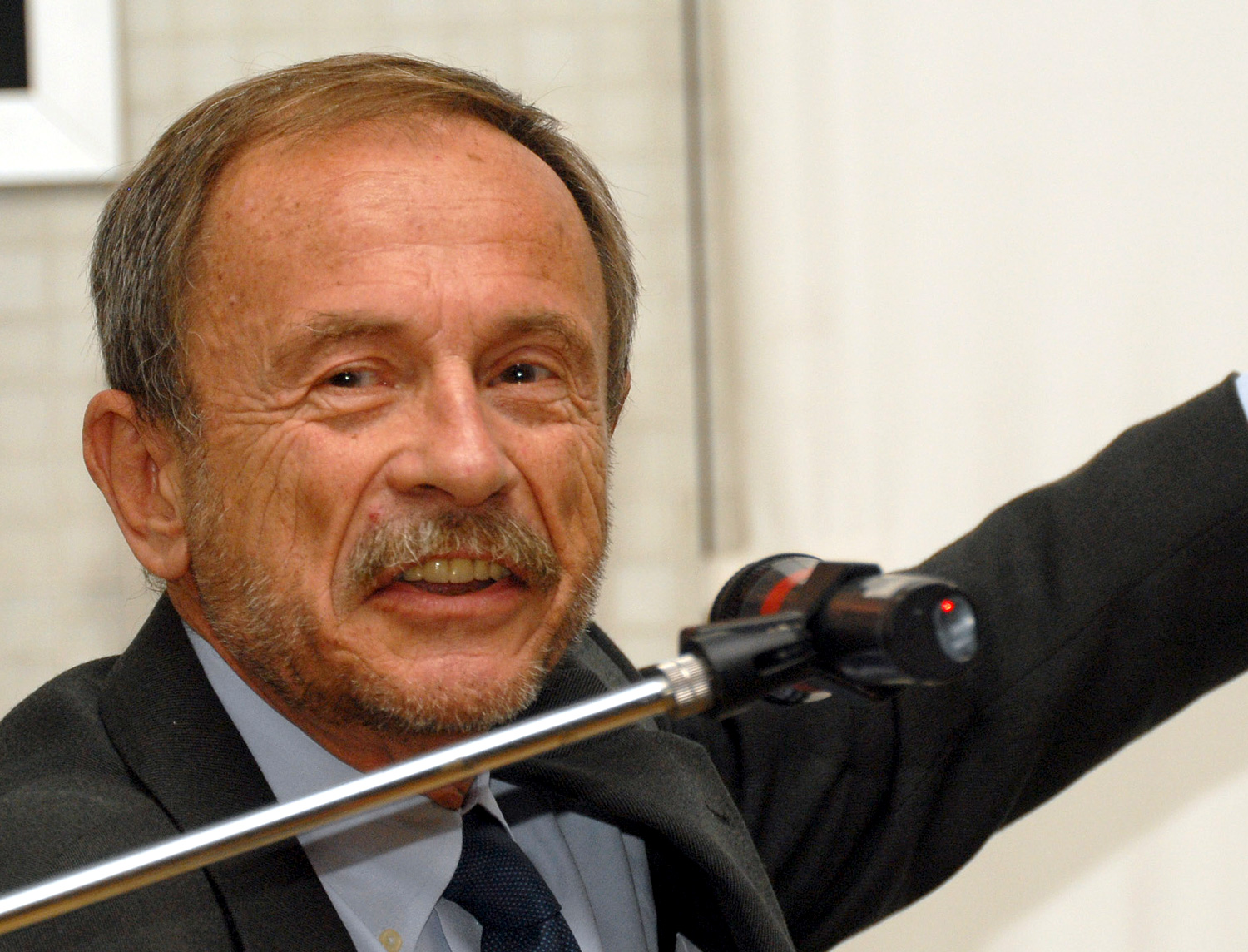 Adam Przeworski – Cátedra Norbert Lechner